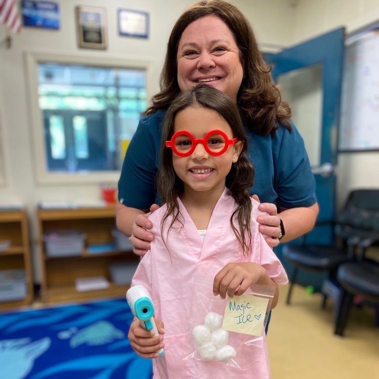 Live Feed | Hoxsie Elementary